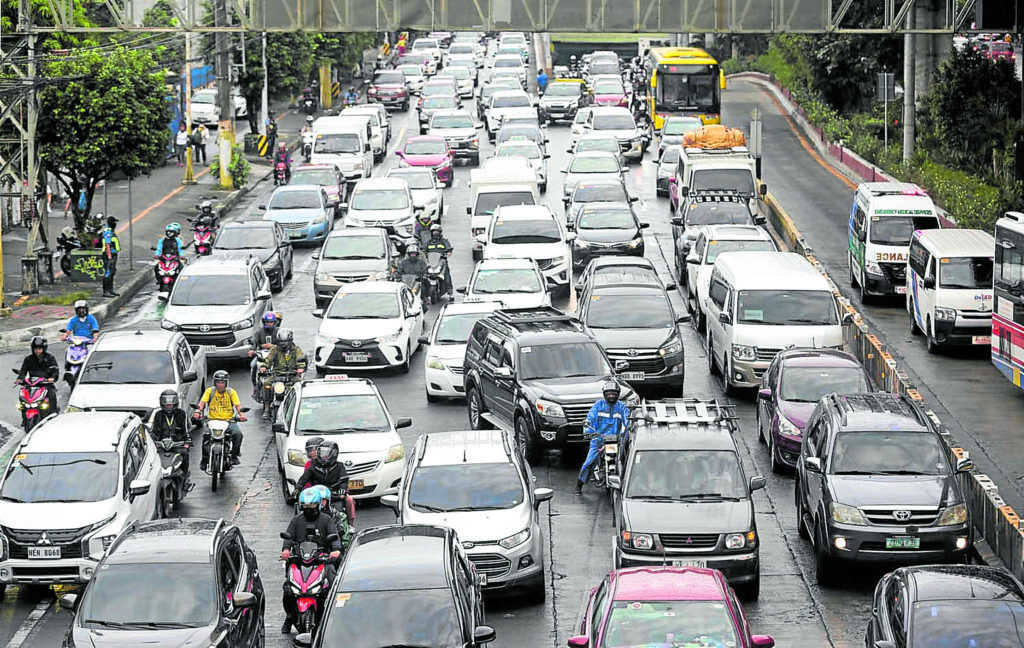 Philippine vehicle sales zoomed 30% in Q1 - Inquirer Mobility