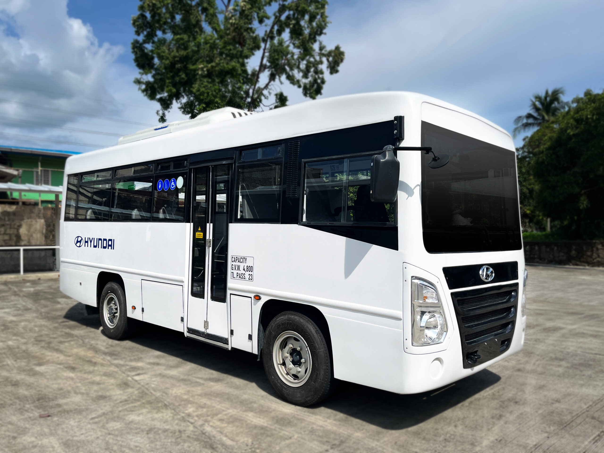 Hyundai's modern jeepney model gets PH gov't certification - Inquirer ...