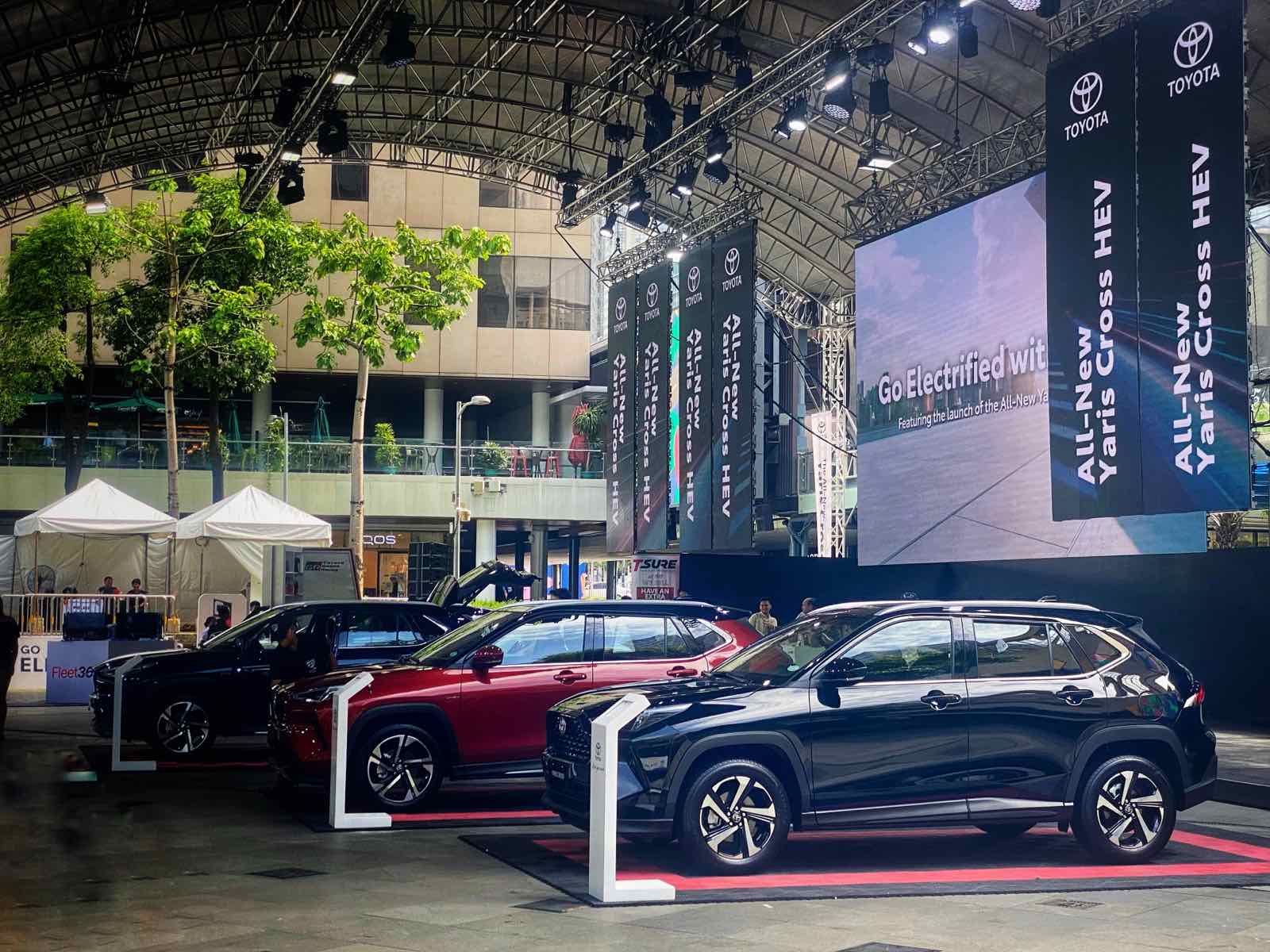 Electrified parade - Inquirer Mobility