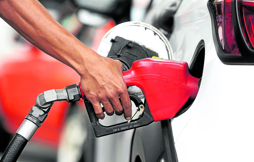 Oil firms roll back prices - Inquirer Mobility