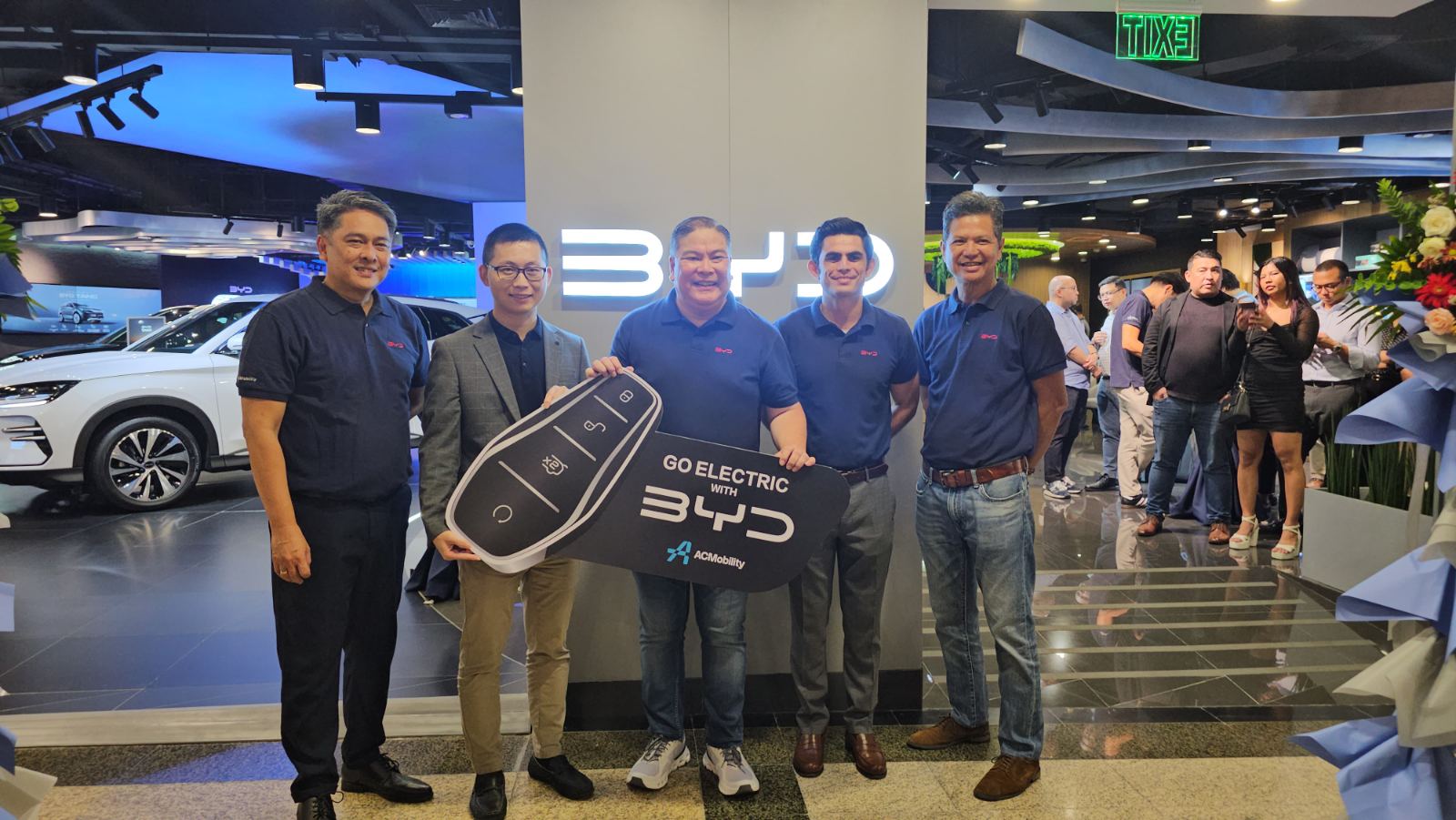 First-ever BYD Experience Hub opens - Inquirer Mobility